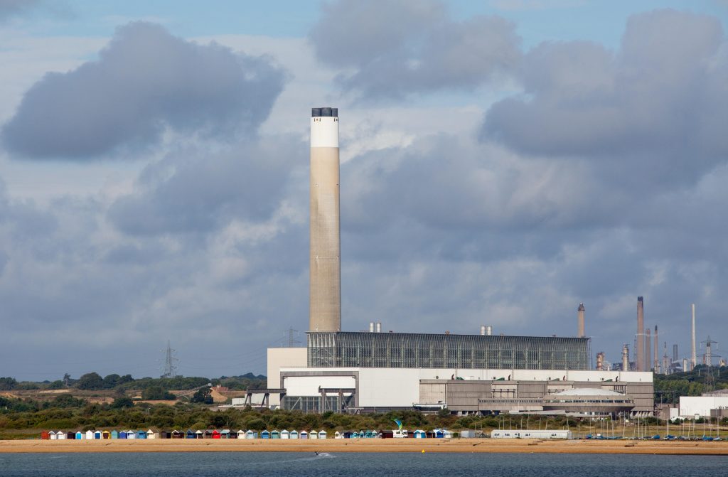 BBC reports night of drama at Fawley oil refinery - The Gosport and ...
